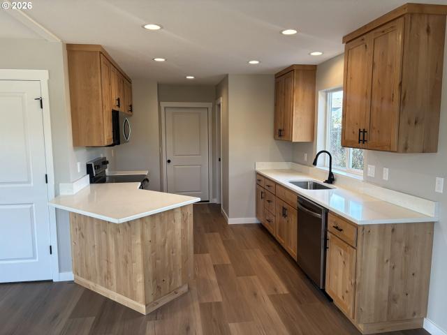 1001 nw kindness ct