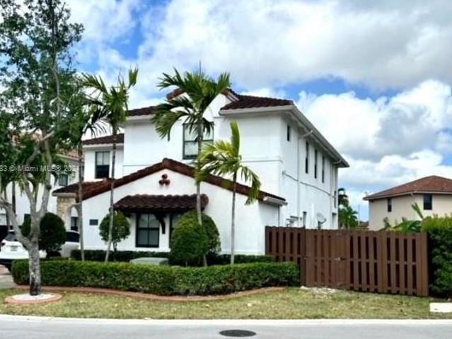1001 NW 99th Ct, Miami, FL 33172