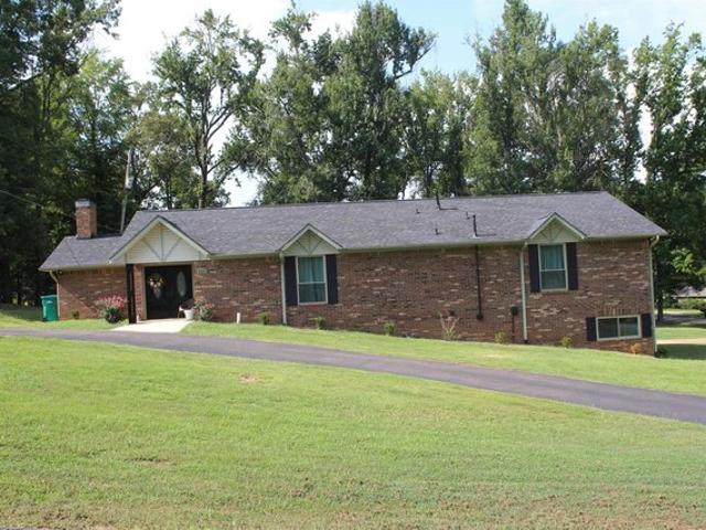 1001 N 14th St, Nashville, AR 71852