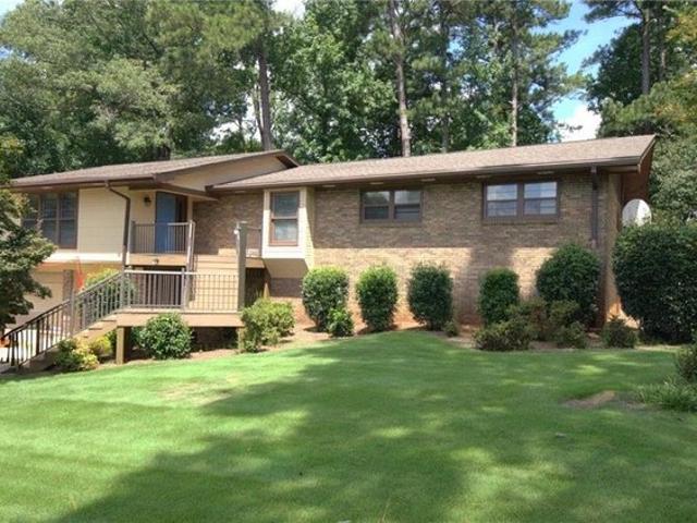 1001 N Cumberland Dr N, Auburn, AL 38630