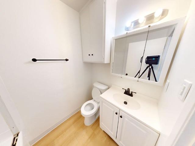 1001 N Gardner Studio Apartment for Rent at 1001 N Gardner St, West Hollywood, CA 90046 West Hollywood