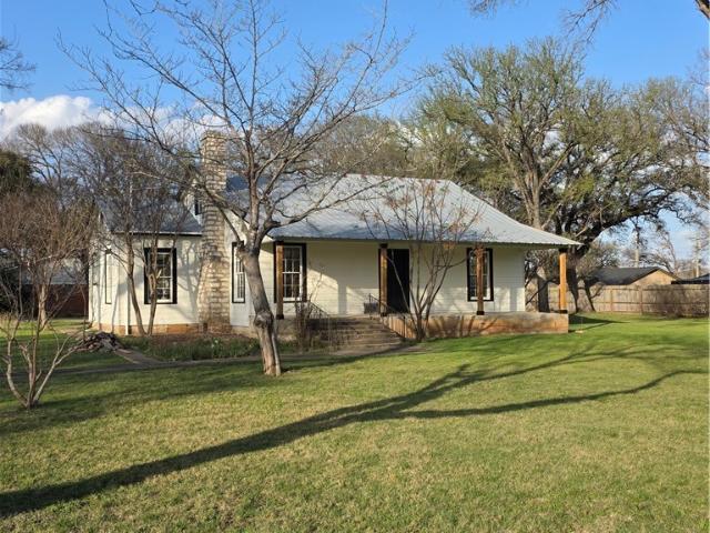 1001 N Penelope St, Belton, TX 76513 | MLS #606384 | Compass