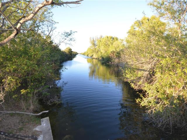 1001 NE 5th Pl, Cape Coral, FL 33909 | MLS #2026012 | Compass