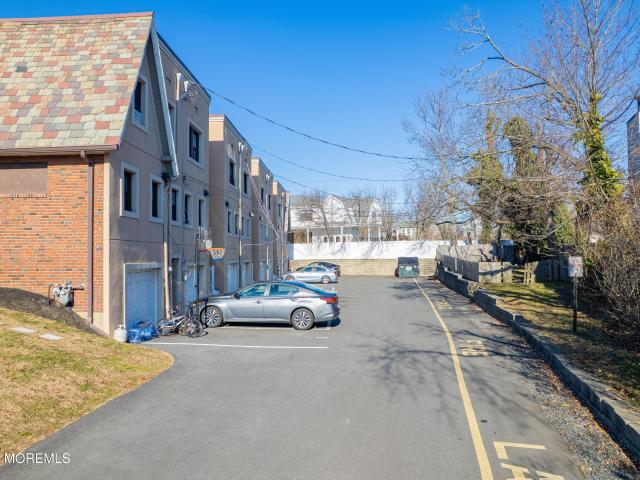 1001 Norwood Avenue Unit 3
