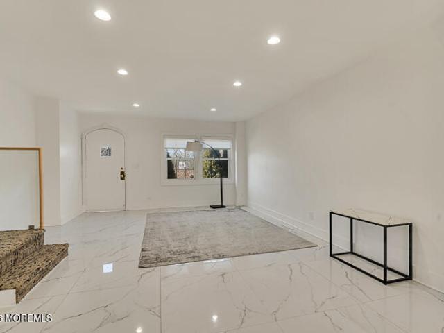 1001 Norwood Avenue Unit 2