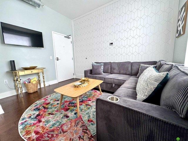 1001 O St Apt 306, Lincoln, NE 68508