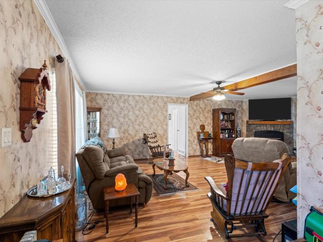1001 Alden Drive