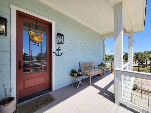 1001 Bamar Lane