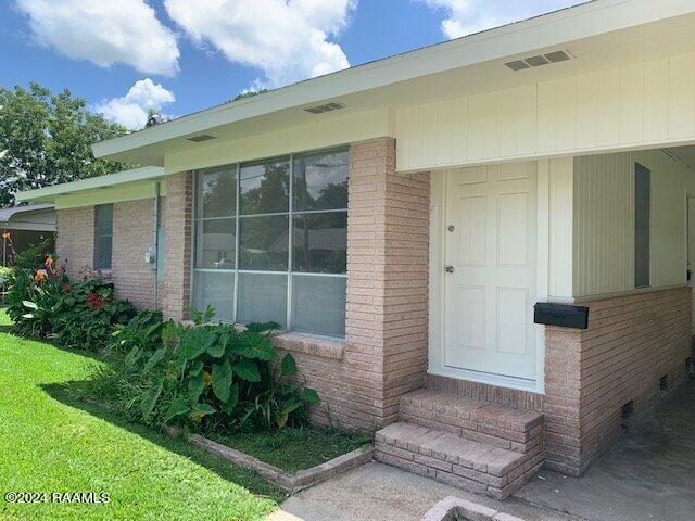 1001 Bank, New Iberia, LA 70560 | MLS #RA2600000 | Compass