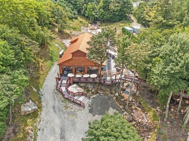 1001 Beech Mountain Parkway