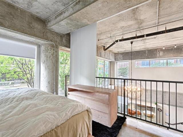 1001 Belleview St, Unit 104, Dallas, TX 75215 | MLS #21185