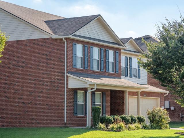 1001 Benwick Rd