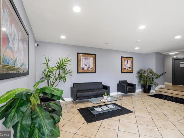 1001 Chillum Road # 306