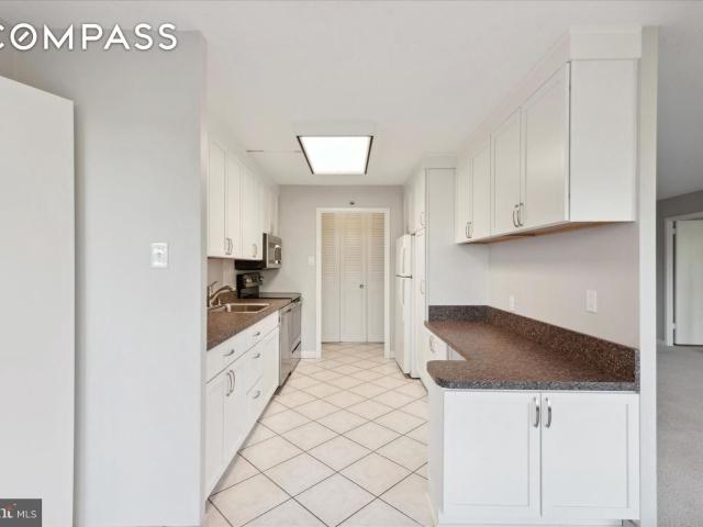 1001 City Ave ED616, Wynnewood, PA
