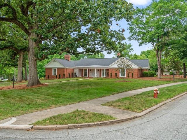 1001 Country Club Drive