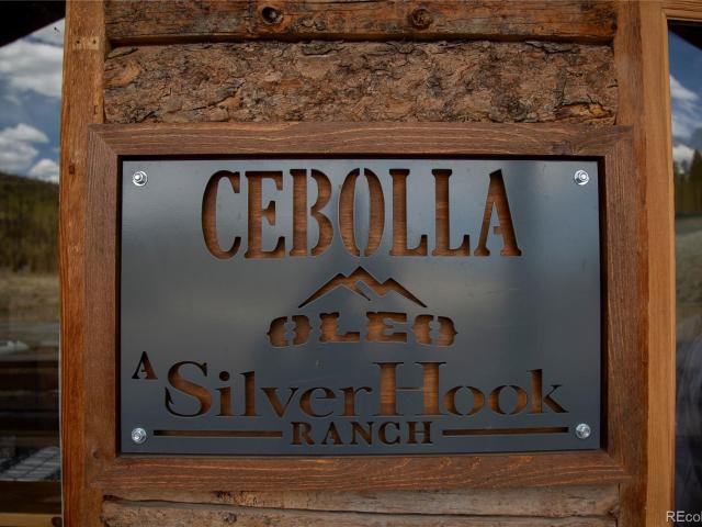 1001 CR 17 Cebolla Cabin