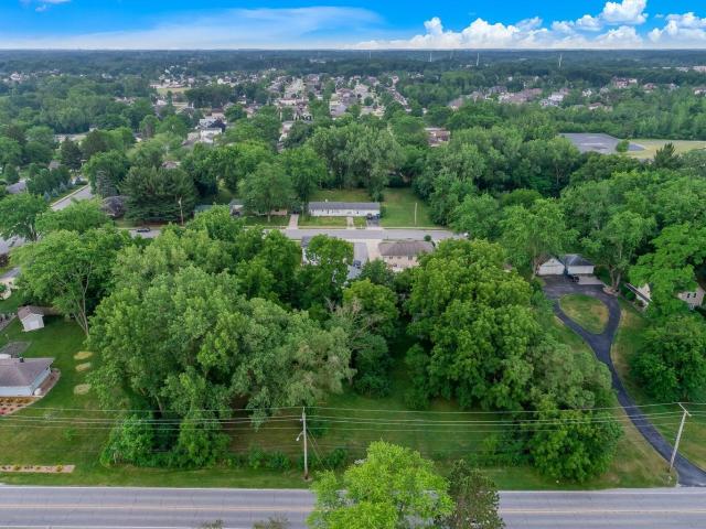 1001 E Highway 330