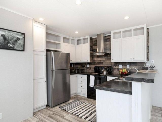 1001 E Macarthur Rd Lot 135, Wichita, KS 67216