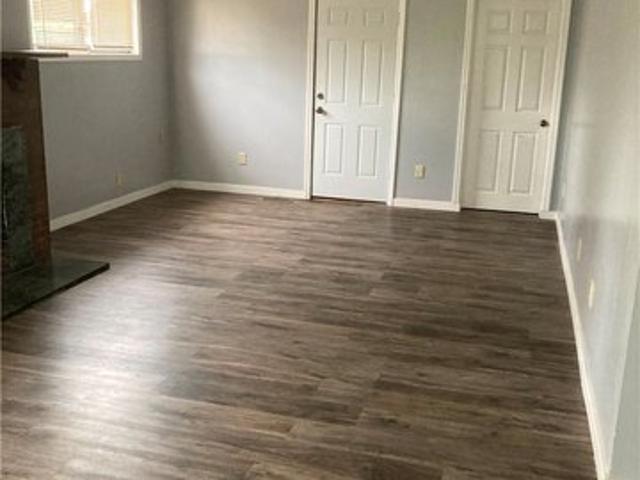 1001 E Stewart St, Dayton, OH 45410