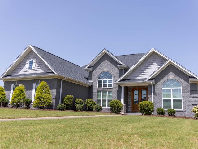 1001 Garrett Ln