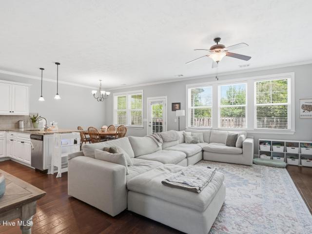1001 Glenhaven Drive