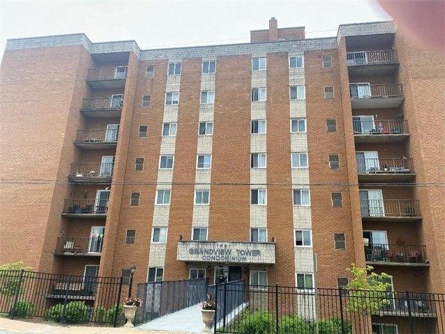 1001 Grandview Ave Apt 701, Bridgeville, PA 15017
