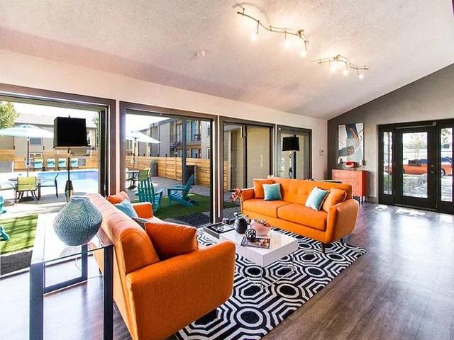 1001 Harvey Rd, College Station, TX 77840