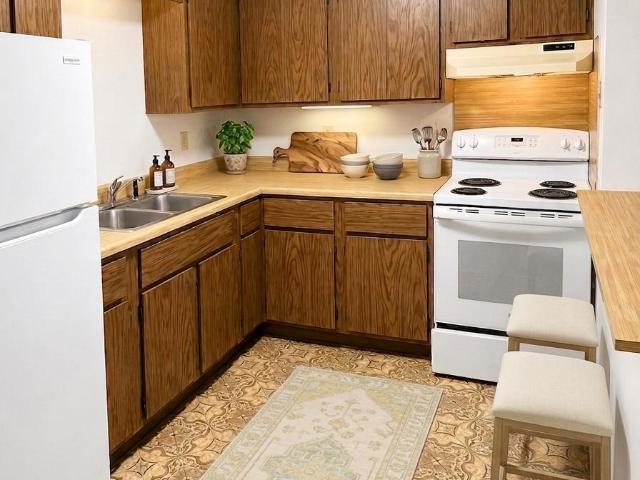 1001 Highland Ridge # 2