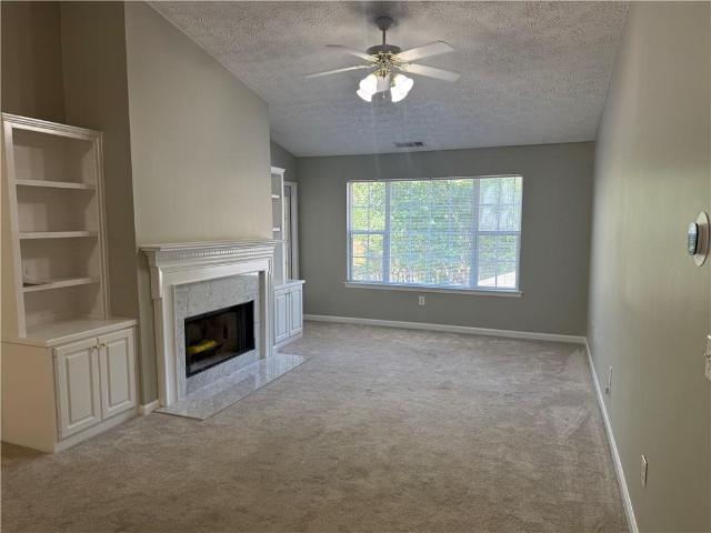 1001 Holly Drive 207