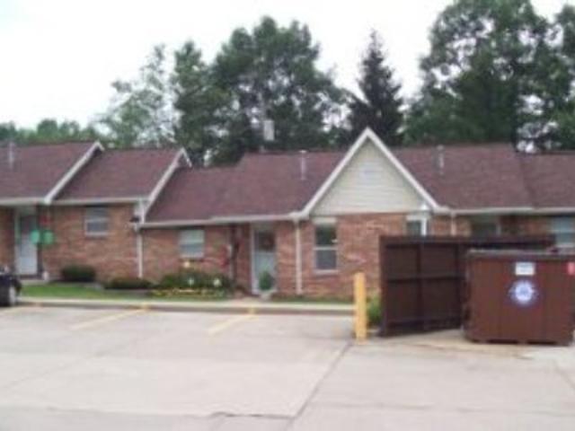 1001 Kimberly Court, 1 bed, 1 full bath
