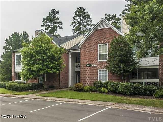 1001 Kingswood Dr Apt F, Chapel Hill, NC 27517