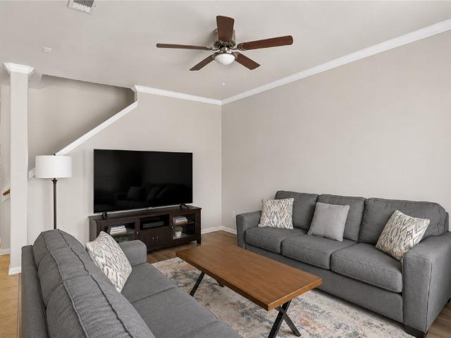 1001 Krenek Tap Road 803