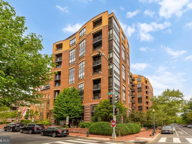 1001 L St NW, Unit 103, Washington, DC 20001 | MLS #DCDC2256