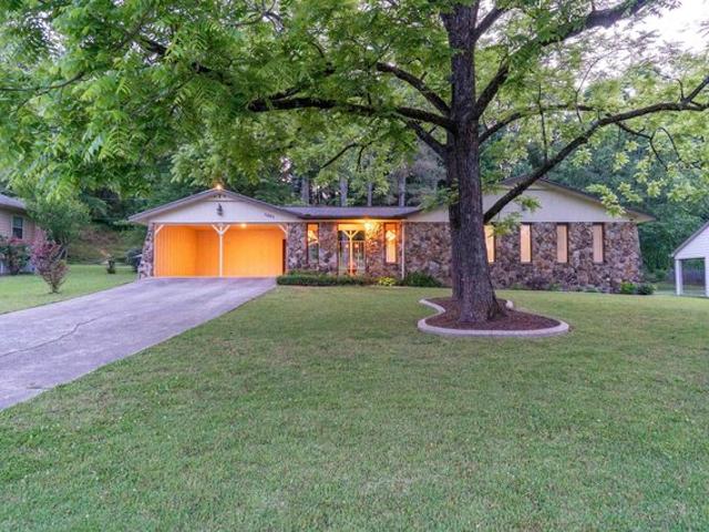 1001 Lakeview Ave NW, Cullman, AL 35055