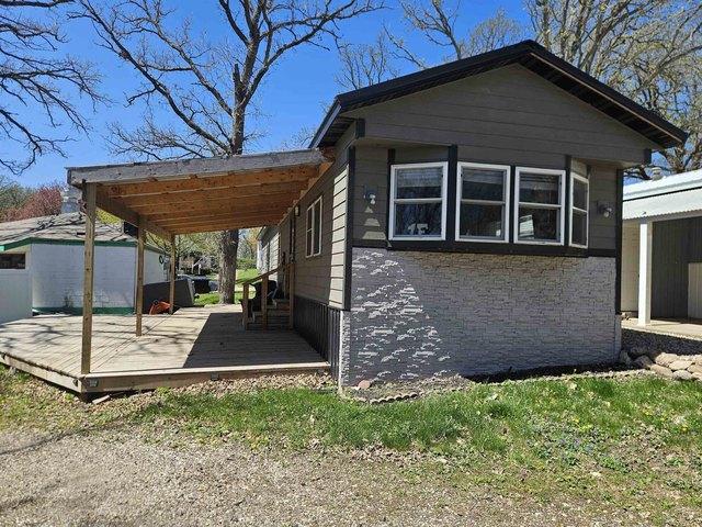 1001 Lake Shore Dr Unit 1E, Okoboji, IA 51355