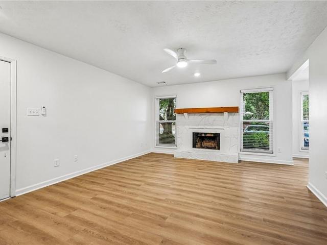 1001 Lake Pointe Circle