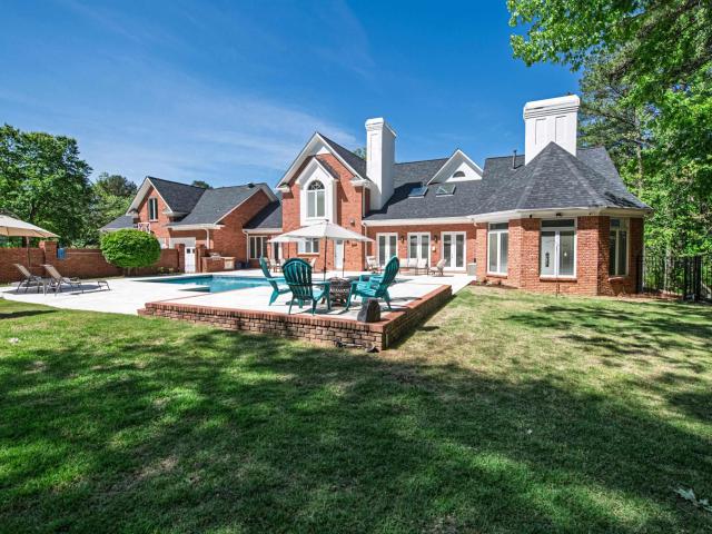 1001 Lake Winds Drive