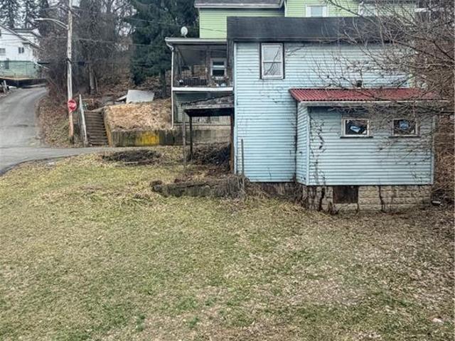 1001 Lincoln Ave, Charleroi, PA 15022 | MLS #1740