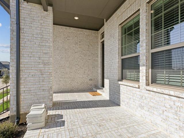 1001 Peach Blossom Ave, Crowley, TX 76036