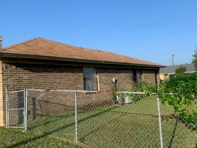 1001 Poplar Street