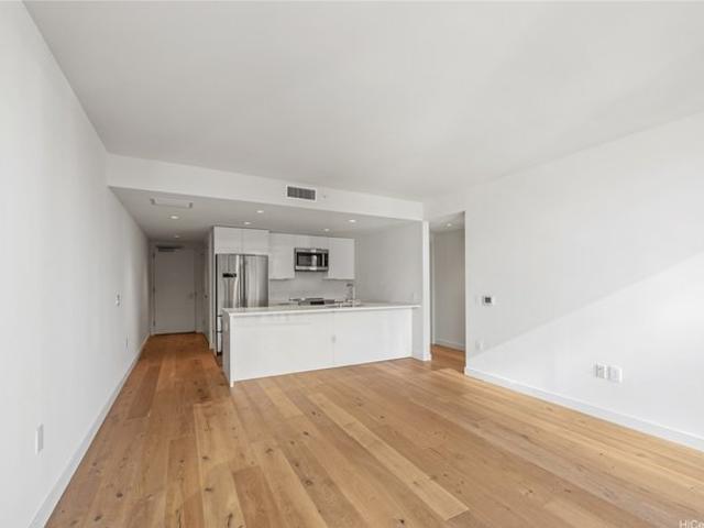 1001 Queen St Apt 2605, Honolulu, HI 96814