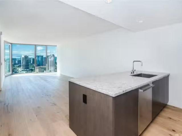 1001 Queen Street, 3109, Honolulu, HI 96814