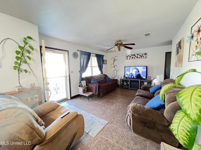 1001 Rue De Lasalle St, Waveland, MS 39576 | MLS #4100
