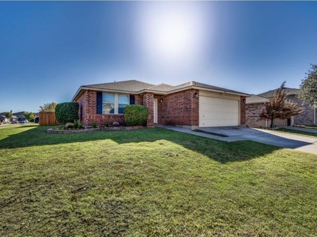 1001 Stone Chapel Way, Fort Worth, TX 76179