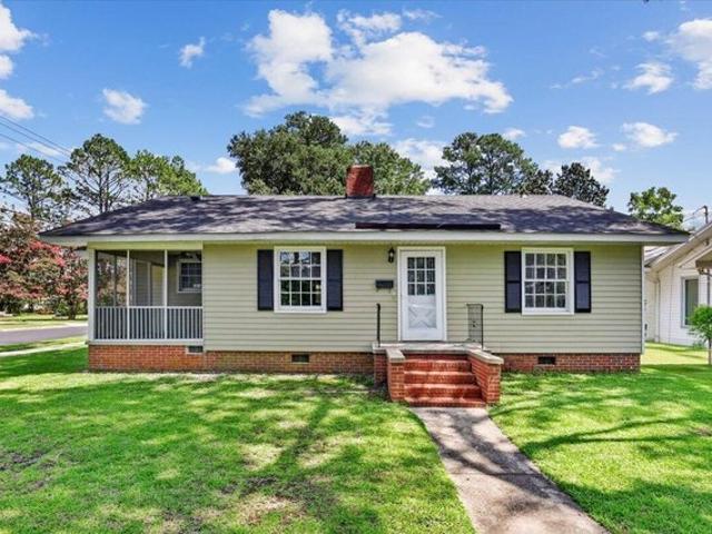1001 S 2nd St, Smithfield, NC 27577