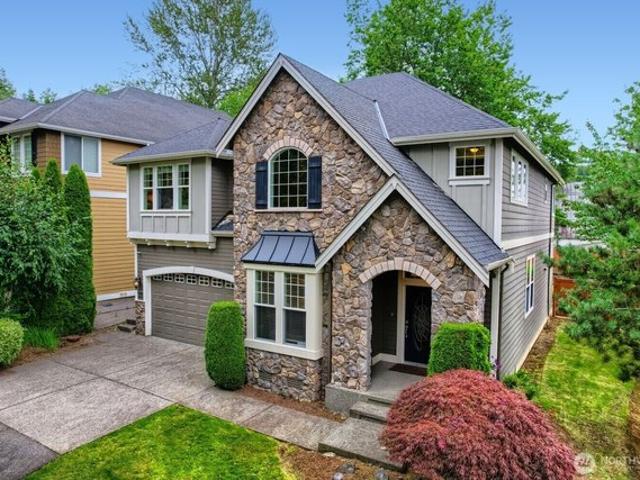 1001 S 38th Ct, Renton, WA 98055