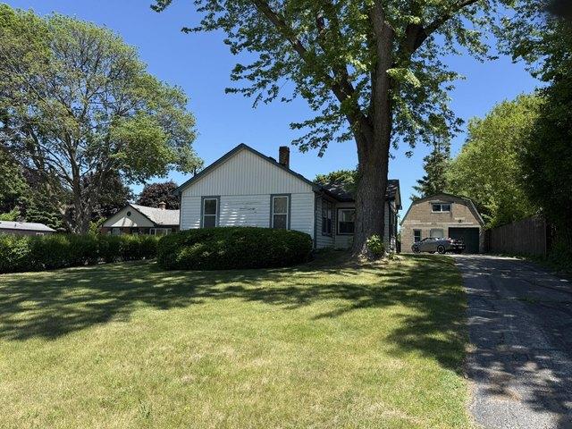 1001 S Green Bay Rd, Mount Pleasant, WI 53406