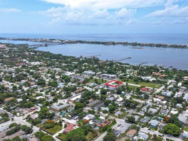 1001 S Federal Hwy, Lake Worth Beach, FL 33460