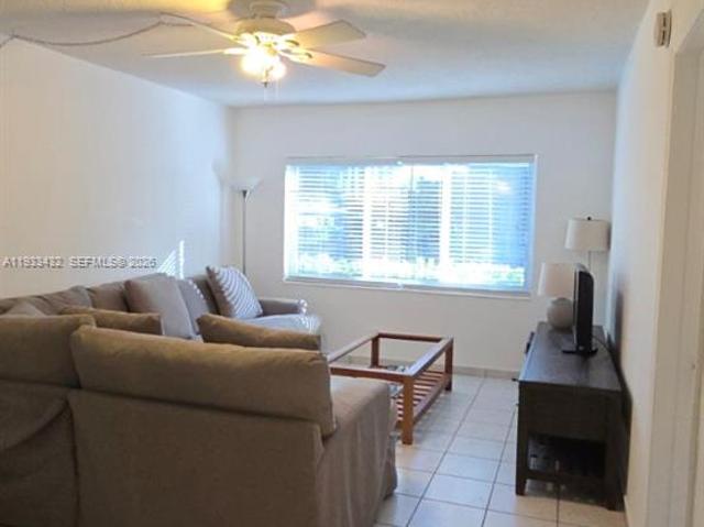 1001 SE 16th St, Unit 1, Fort Lauderdale, FL 33316 | MLS #A11933