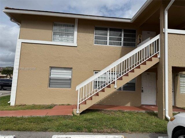 1001 Twin Lakes Dr Unit 29D, Coral Springs, FL 33071